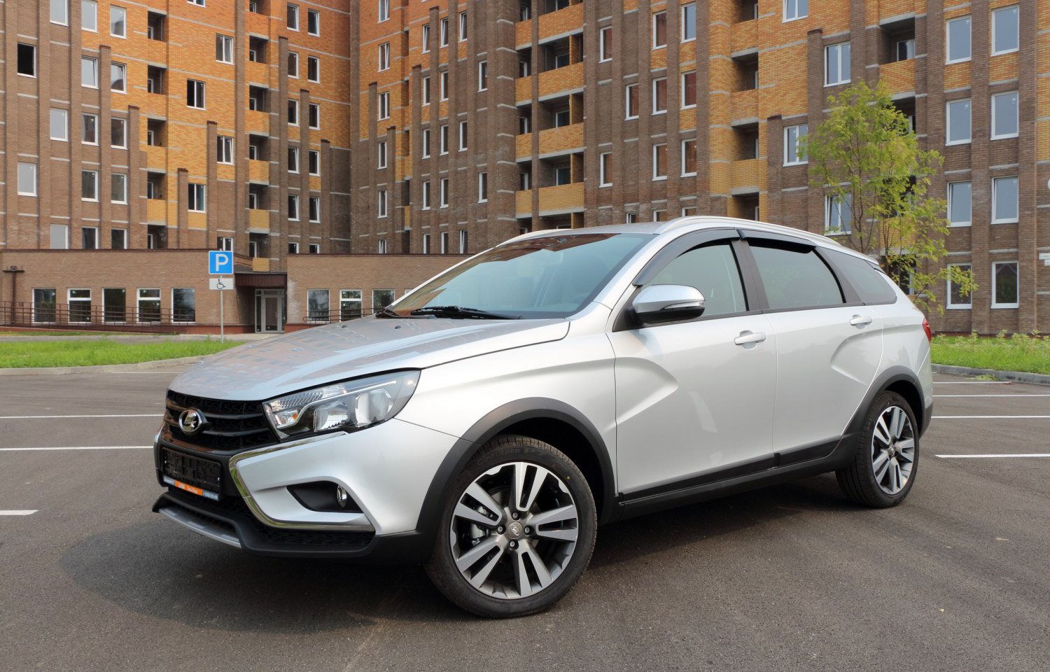 Lada Vesta technical specifications and fuel economy